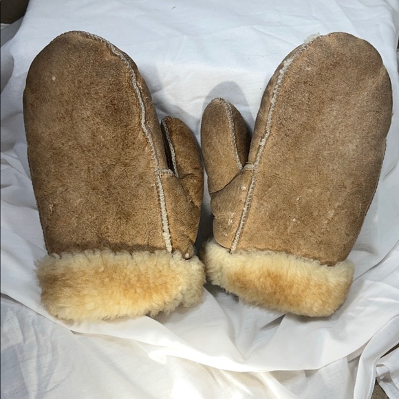 Accessories | Rare Vintage Incredible Suede Shearling Mittens Womens ...